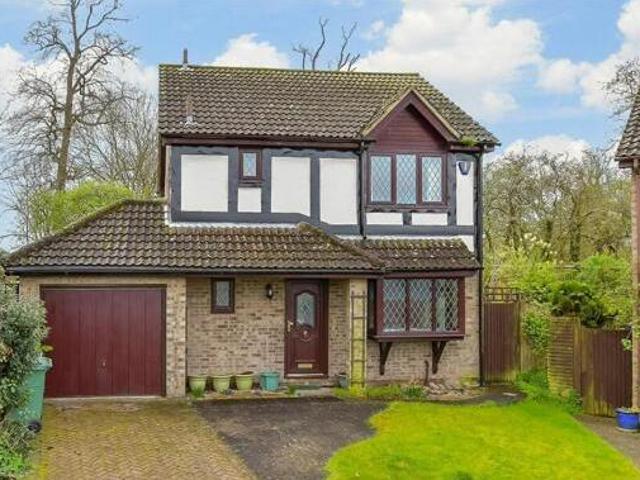 3 Bedroom Detached House For Sale In Maidstone
