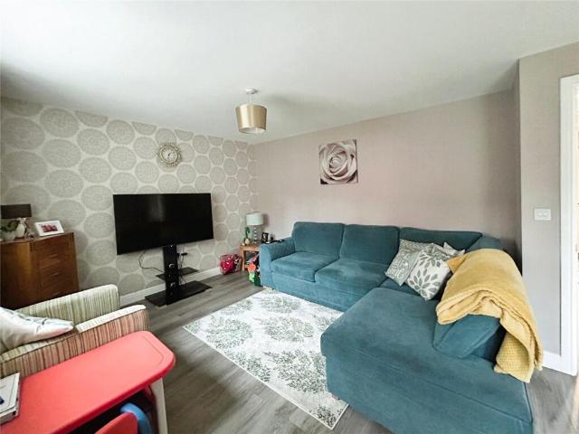 3 bedroom detached house for sale in Mallard Close, Aylestone, Leicester, LE2