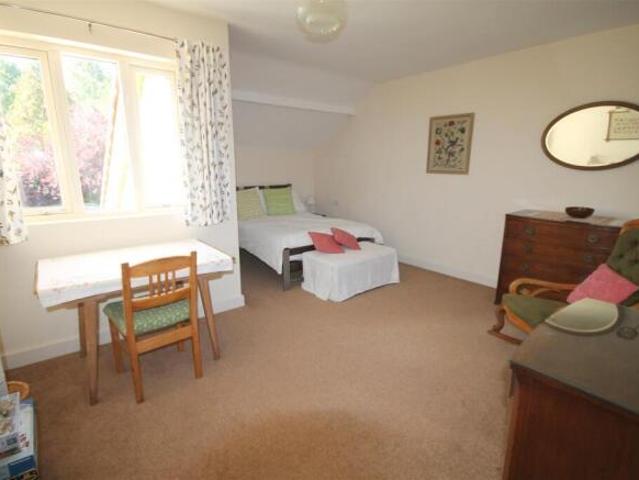 3 bedroom detached house for sale in Malmains Drive, Frenchay, Bristol, BS16