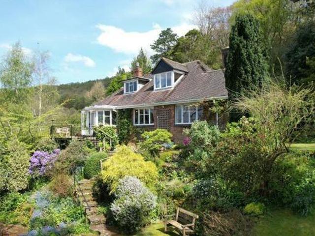 3 Bedroom Detached House For Sale In Malvern, Worcestershire