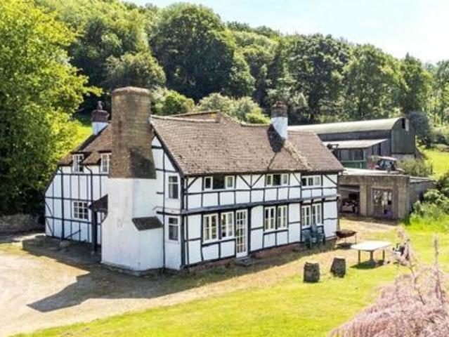 3 Bedroom Detached House For Sale In Malvern, Herefordshire