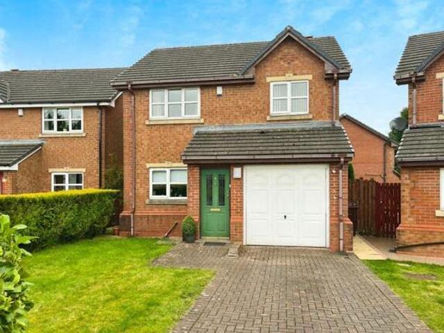 3 Bedroom Detached House For Sale In Manchester, Greater Manchester
