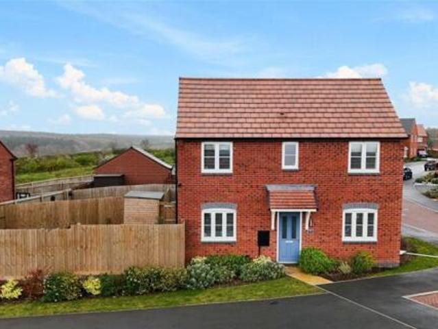 3 Bedroom Detached House For Sale In Mansfield