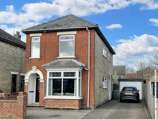 3 Bedroom Detached House For Sale In March