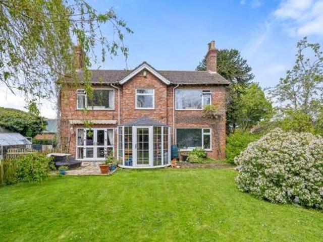3 Bedroom Detached House For Sale In Mareham le fen