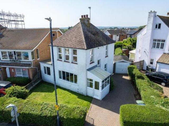 3 bedroom detached house for sale in Marine Crescent, Tankerton, Whitstable, Kent, CT5