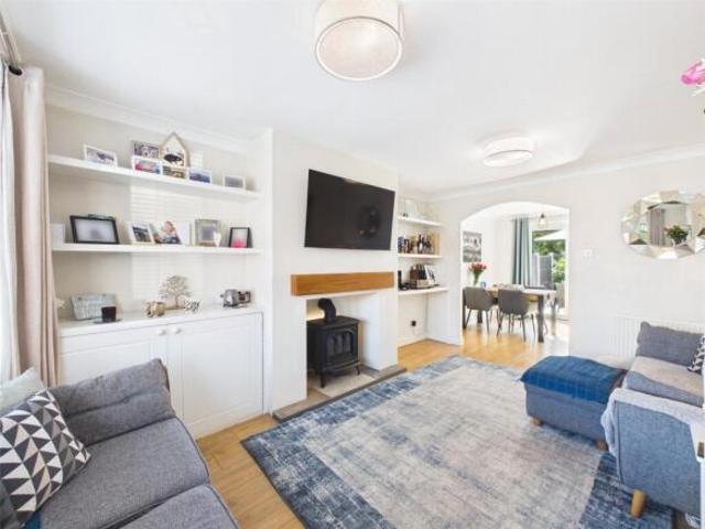 3 bedroom detached house for sale in Marsh Avenue, Long Meadow, Worcester, Worcestershire, WR4