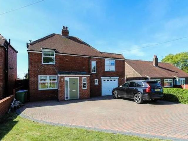3 bedroom detached house for sale in Marton Road Bridlington YO16