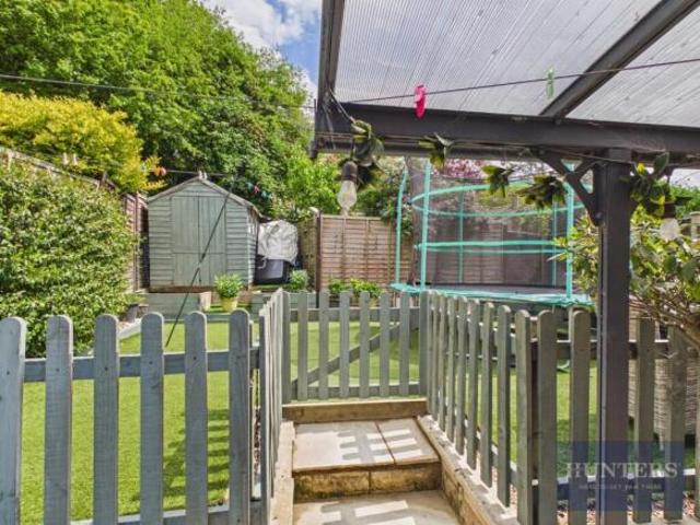 3 bedroom detached house for sale in Meadow Close, Cheltenham, GL51