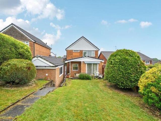 3 bedroom detached house for sale in Meadow Drive, Chapeltown, Sheffield, S35