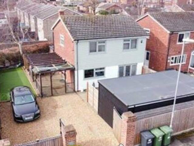 3 bedroom detached house for sale in Meadow Walk YAXLEY Peterborough PE7