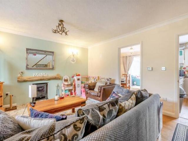 3 bedroom detached house for sale in Meades Close, Marden, Tonbridge, TN12