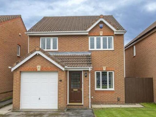 3 Bedroom Detached House For Sale In Meanwood, Leeds