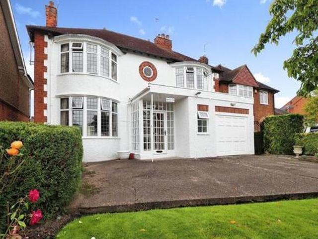 3 Bedroom Detached House For Sale In Melbourne