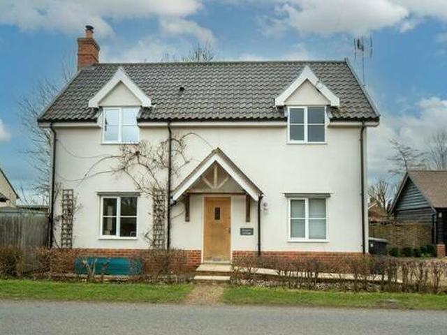 3 bedroom detached house for sale in Mendlesham IP14