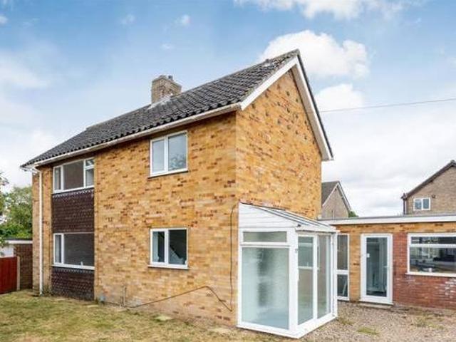 3 bedroom detached house for sale in Merlin Mews Sprowston NR7