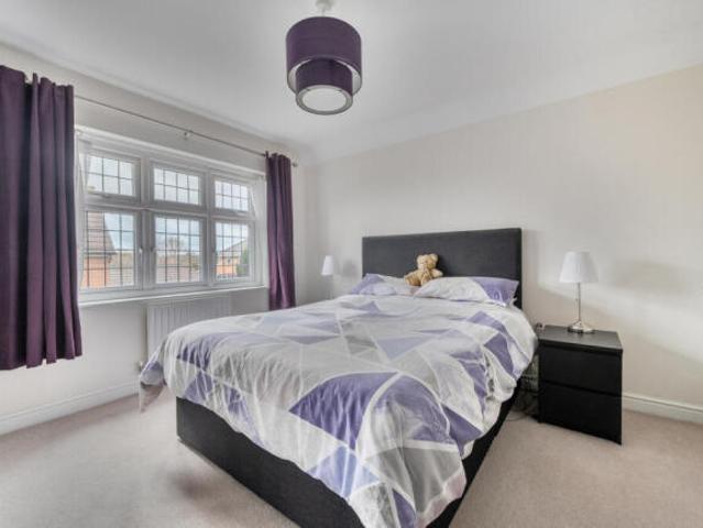 3 bedroom detached house for sale in Messenger Road, Woodley, Reading, RG5