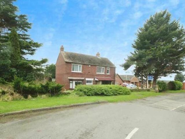 3 Bedroom Detached House For Sale In Middlesbrough, North Yorkshire