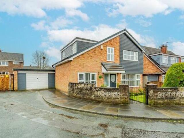 3 Bedroom Detached House For Sale In Middleton, Manchester