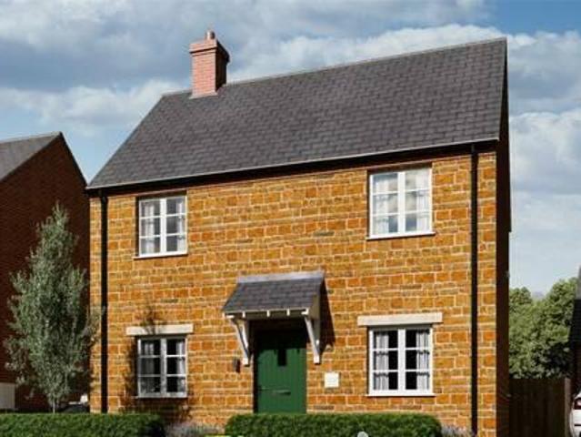 3 bedroom detached house for sale in Middleton Cheney Banbury OX17