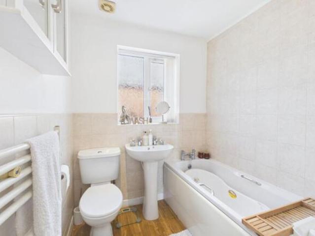 3 bedroom detached house for sale in Mildenhall Close, Great Sankey, WA5
