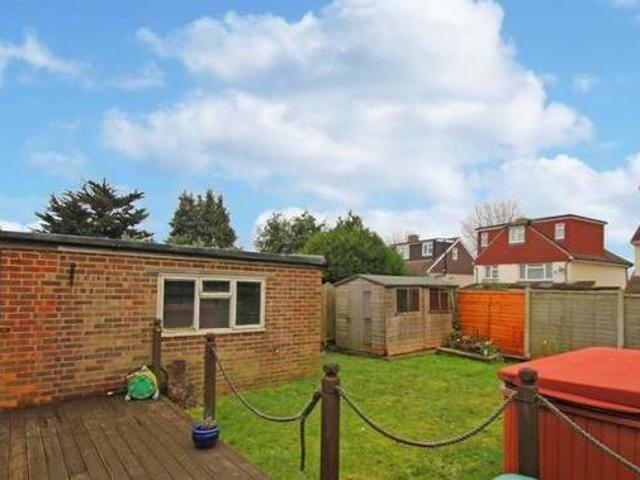 3 bedroom detached house for sale in Mill Lane Portslade BN41