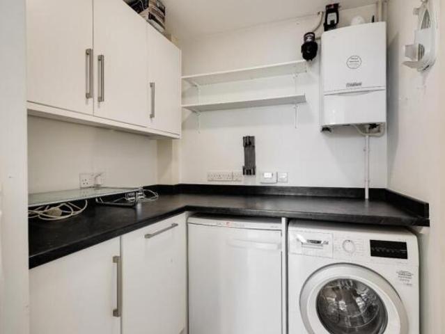 3 bedroom detached house for sale in Millington Road, Cambridge, CB3