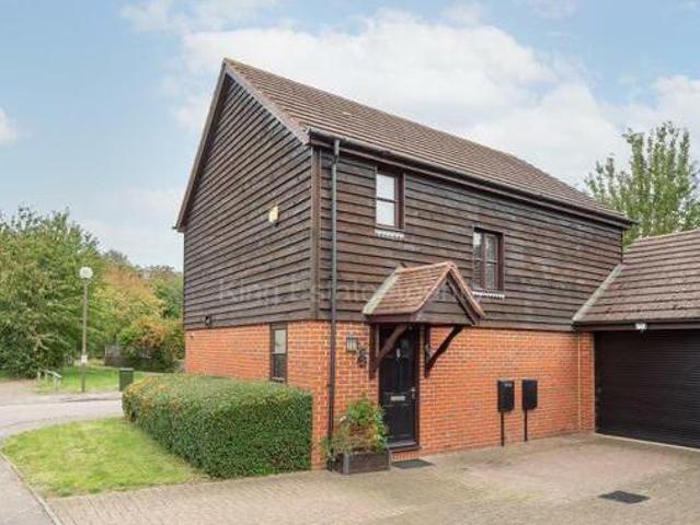 3 Bedroom Detached House For Sale In Milton Keynes, Buckinghamshire