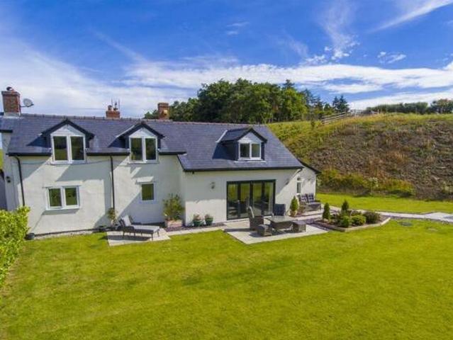 3 Bedroom Detached House For Sale In Minsterley