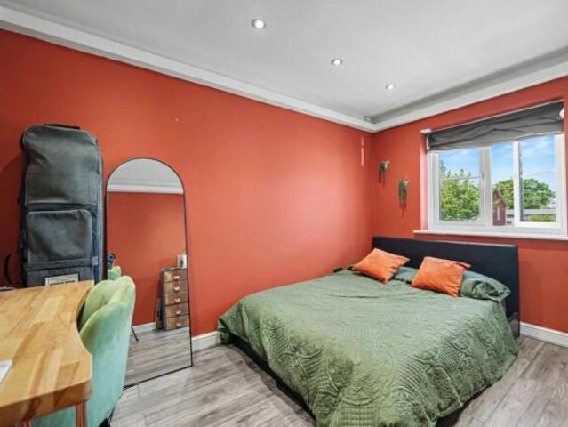 3 bedroom detached house for sale in Minton Road, Coventry, CV2
