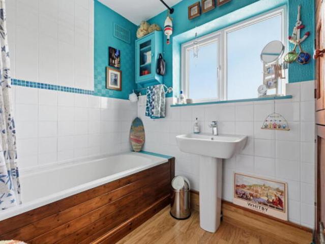 3 bedroom detached house for sale in Norman Road, Nottingham, Nottinghamshire, NG3 6LN, NG3
