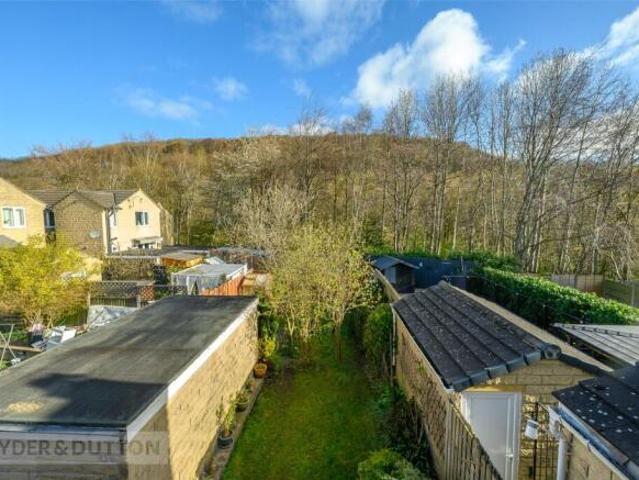 3 bedroom detached house for sale in Norwood Road, Birkby, Huddersfield, HD2