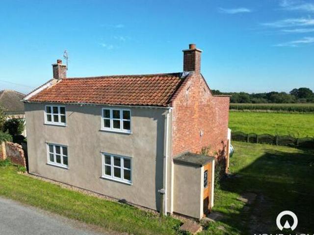 3 Bedroom Detached House For Sale In Norwich, Norfolk