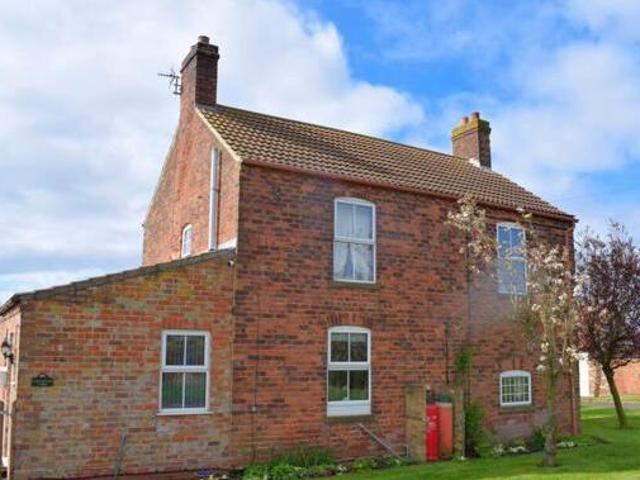 3 Bedroom Detached House For Sale In North Kelsey