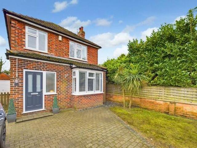 3 Bedroom Detached House For Sale In North Hykeham