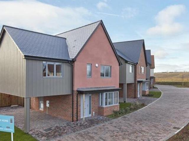 3 Bedroom Detached House For Sale In North Of Water Lane, Steeple Bumpstead
