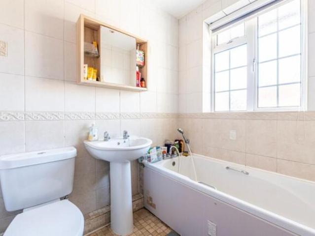3 bedroom detached house for sale in North Walsham Road, Norwich, NR6