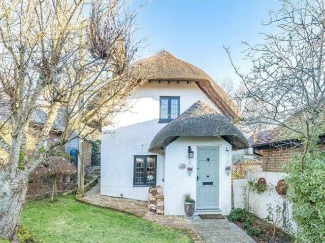 3 Bedroom Detached House For Sale In North Waltham