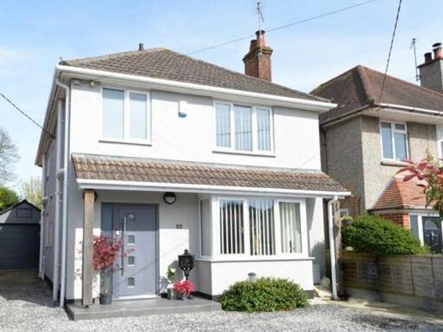 3 Bedroom Detached House For Sale In New Milton, Hampshire