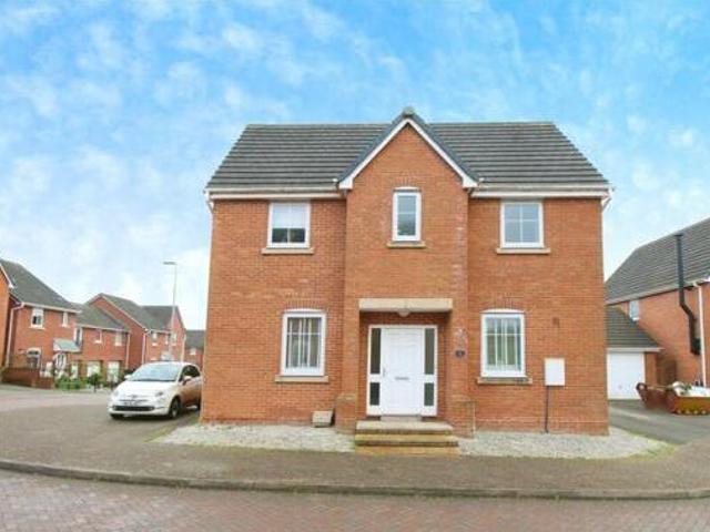 3 Bedroom Detached House For Sale In Newcastle, Staffordshire