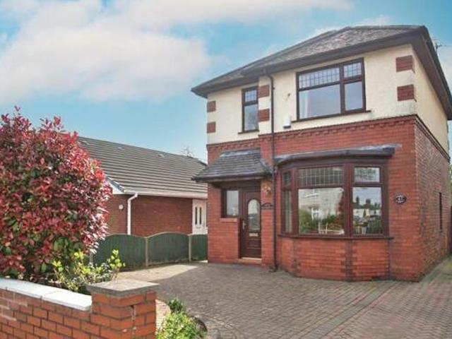3 Bedroom Detached House For Sale In Newcastle, Staffordshire