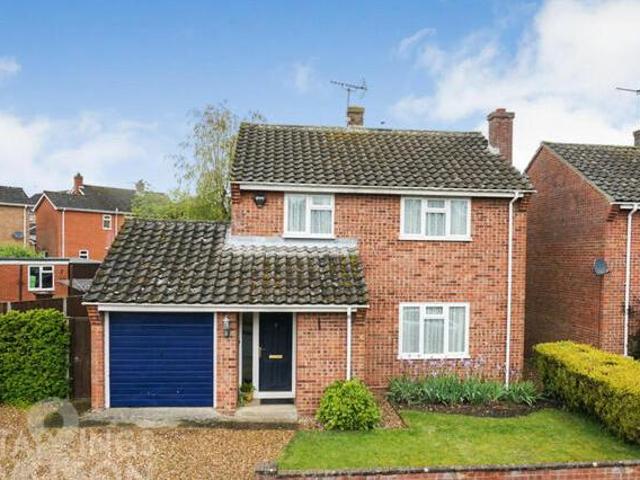 3 Bedroom Detached House For Sale In Newton Flotman
