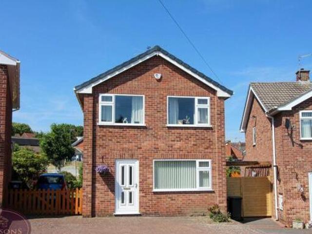 3 Bedroom Detached House For Sale In Newthorpe, Nottingham