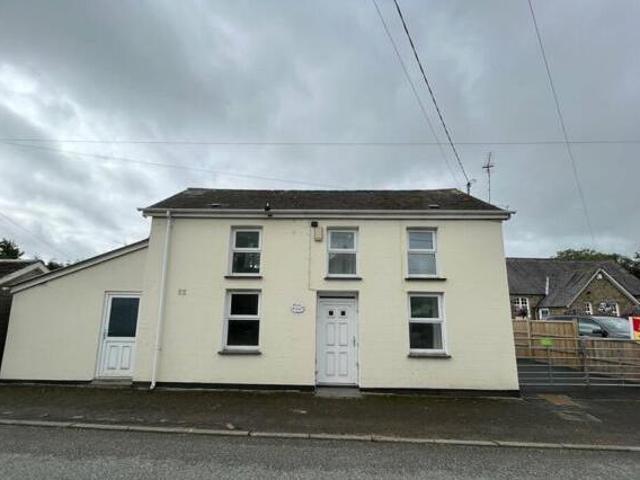3 Bedroom Detached House For Sale In Nr New Quay