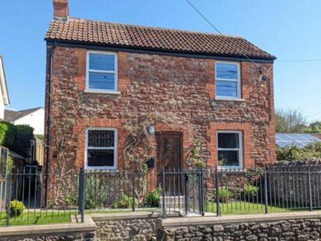 3 Bedroom Detached House For Sale In Nr Wells