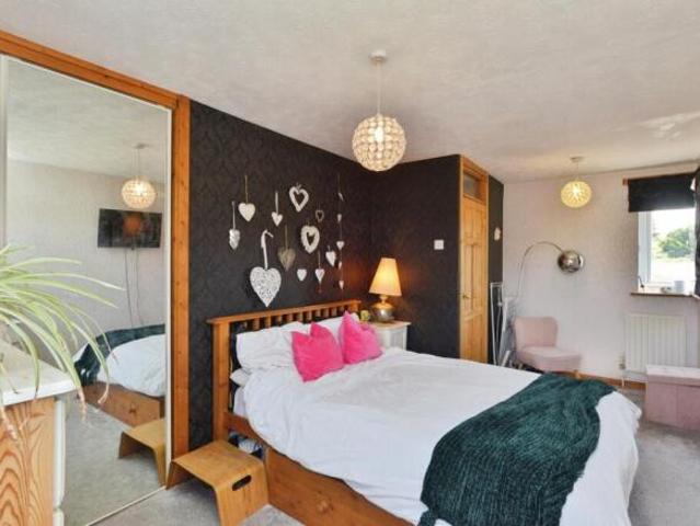 3 bedroom detached house for sale in Nursery Gardens, Bradwell, Milton Keynes, Buckinghamshire, MK13