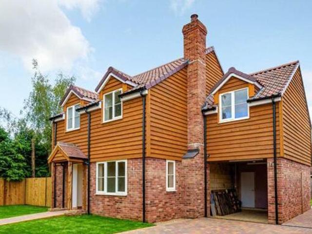 3 Bedroom Detached House For Sale In Smeeth