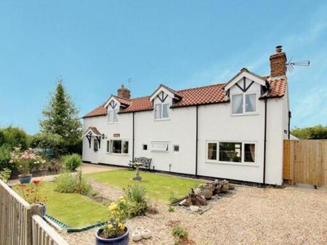 3 Bedroom Detached House For Sale In South Reston