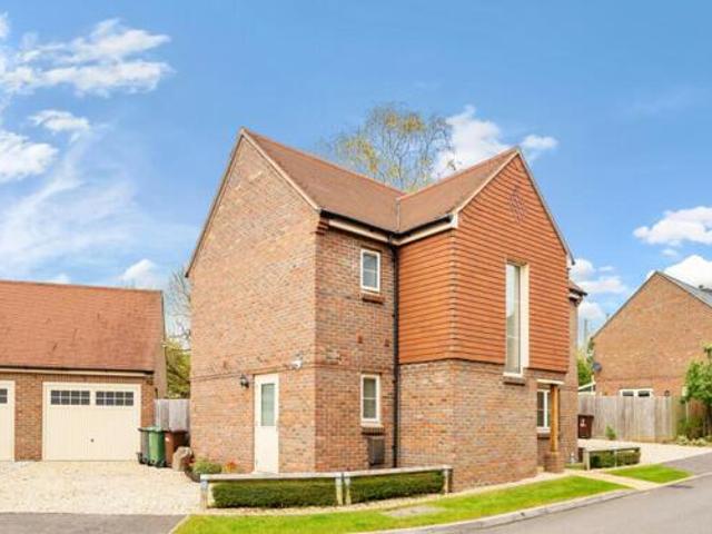 3 Bedroom Detached House For Sale In Southampton, Hampshire