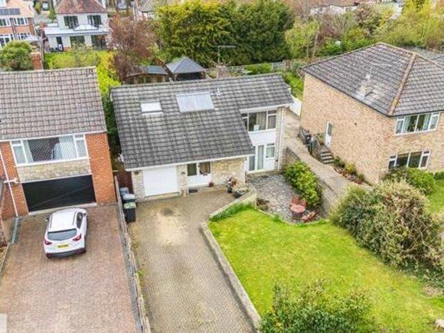3 Bedroom Detached House For Sale In Southbourne
